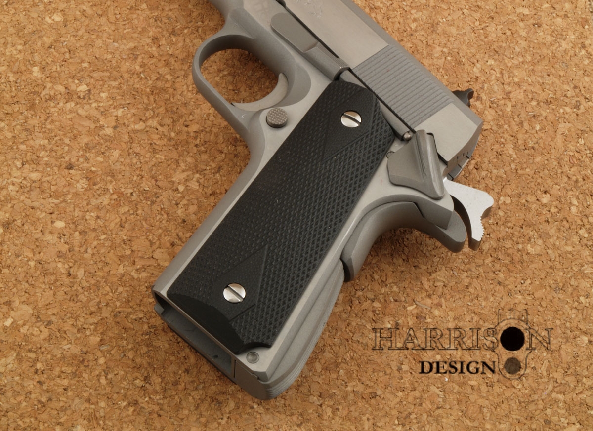 Harrison Design & Consulting, LLC. HD-305 Double Diamond checkered grips