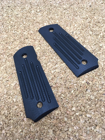 Harrison Design & Consulting, LLC. HD-301-S Slim Carry Groove grips