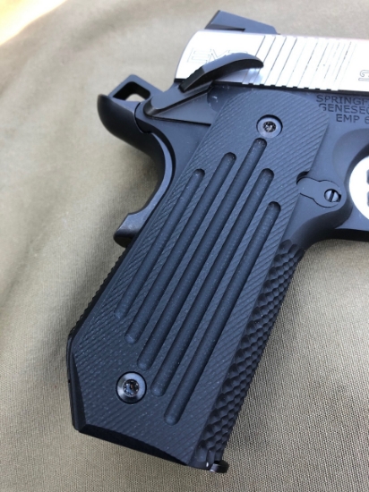 Harrison Design & Consulting, LLC. HD-310-TS Carry Groove Grips
